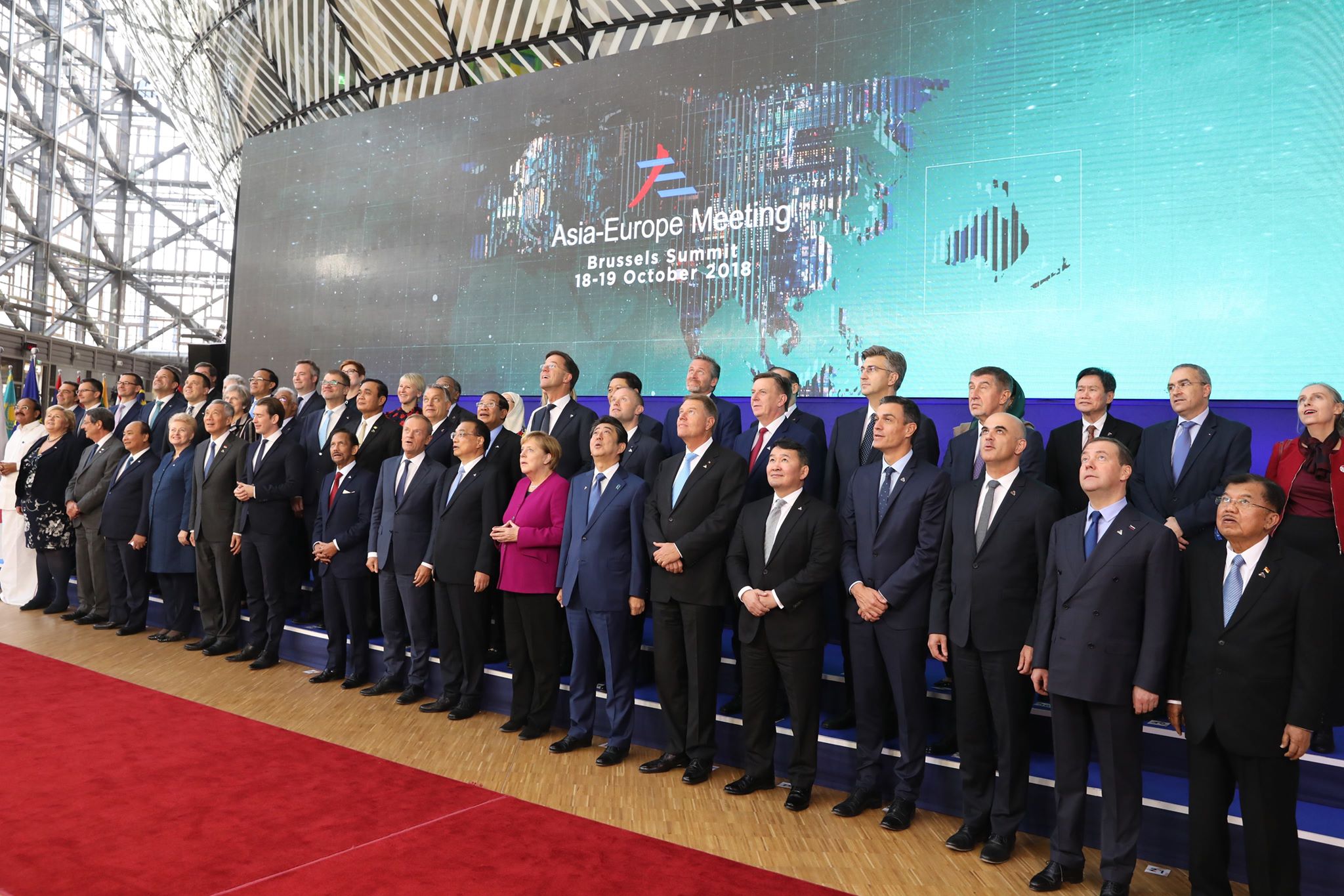 FAMILY PHOTO WITH HEADS OF DELEGATION TO THE 12TH ASEM SUMMIT ...