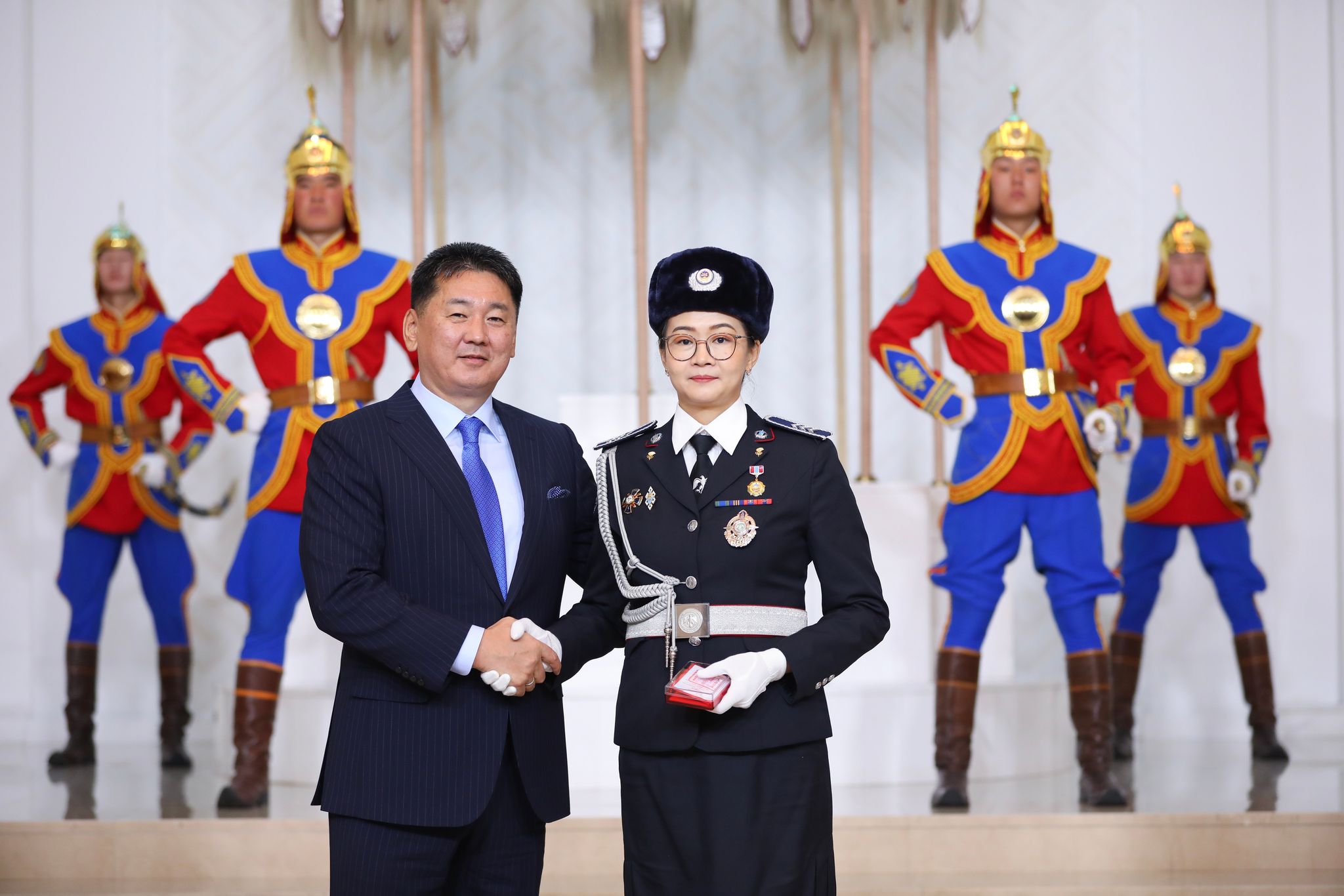 Жүдо бөхийн тамирчин Ц Цогтбаатар нарт Гавьяат тамирчин цол хүртээв Монгол Улсын