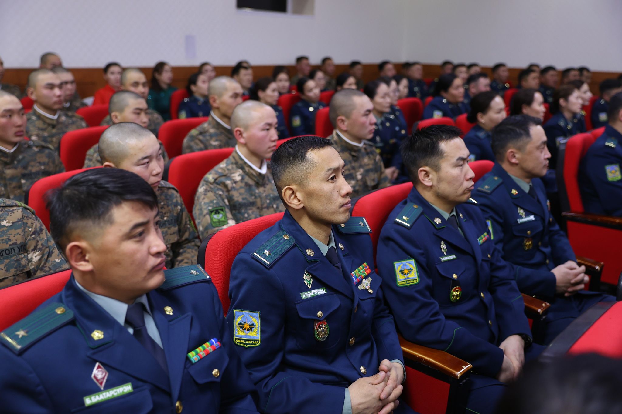 Монгол Улсын Ерөнхийлөгч У Хүрэлсүх хилийн цэргийн 0108 дугаар ангид ажиллав Монгол Улсын