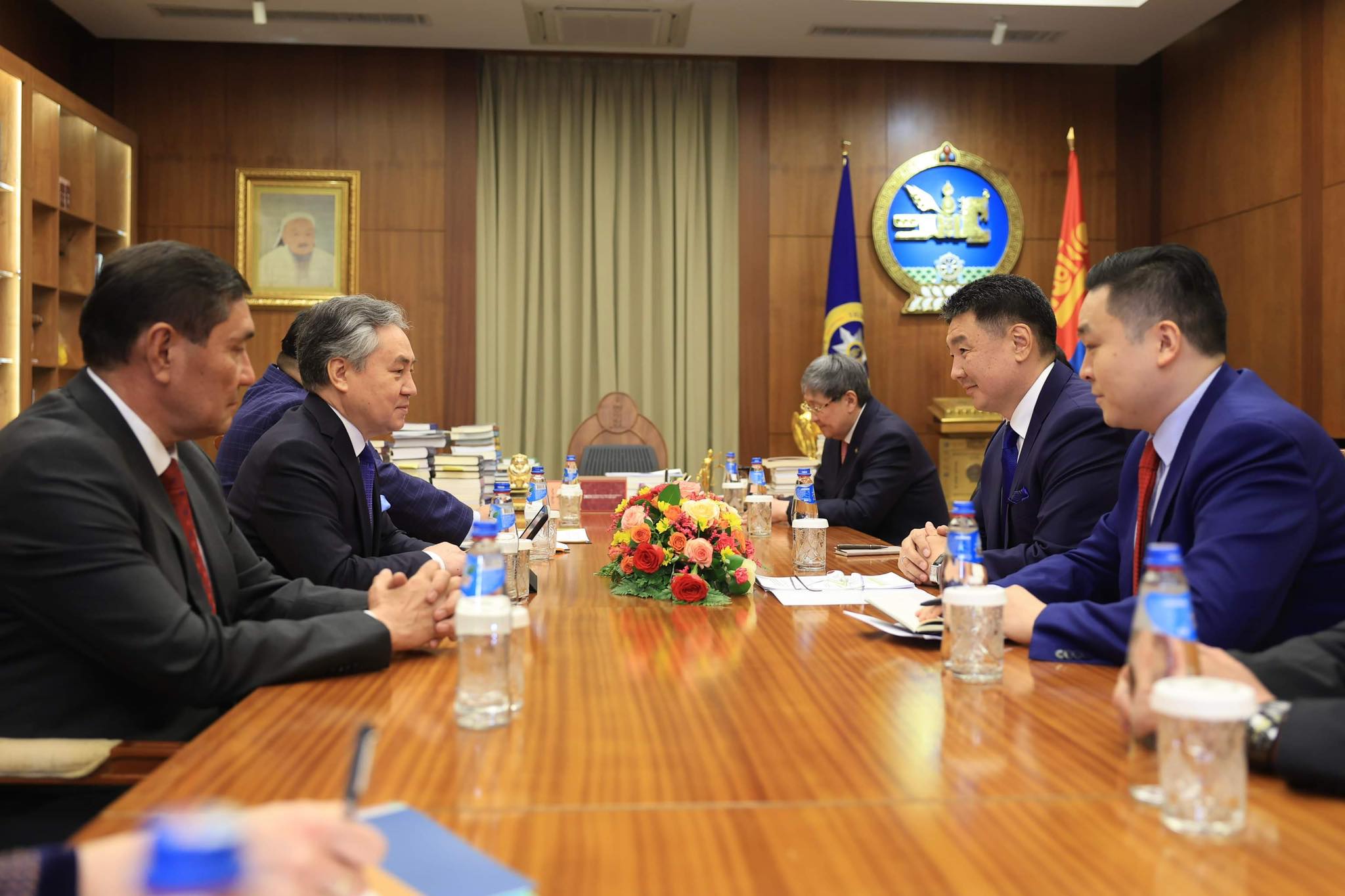 У Хүрэлсүх БНКУ ын Гадаад хэргийн сайдыг хүлээн авч уулзав News Mn