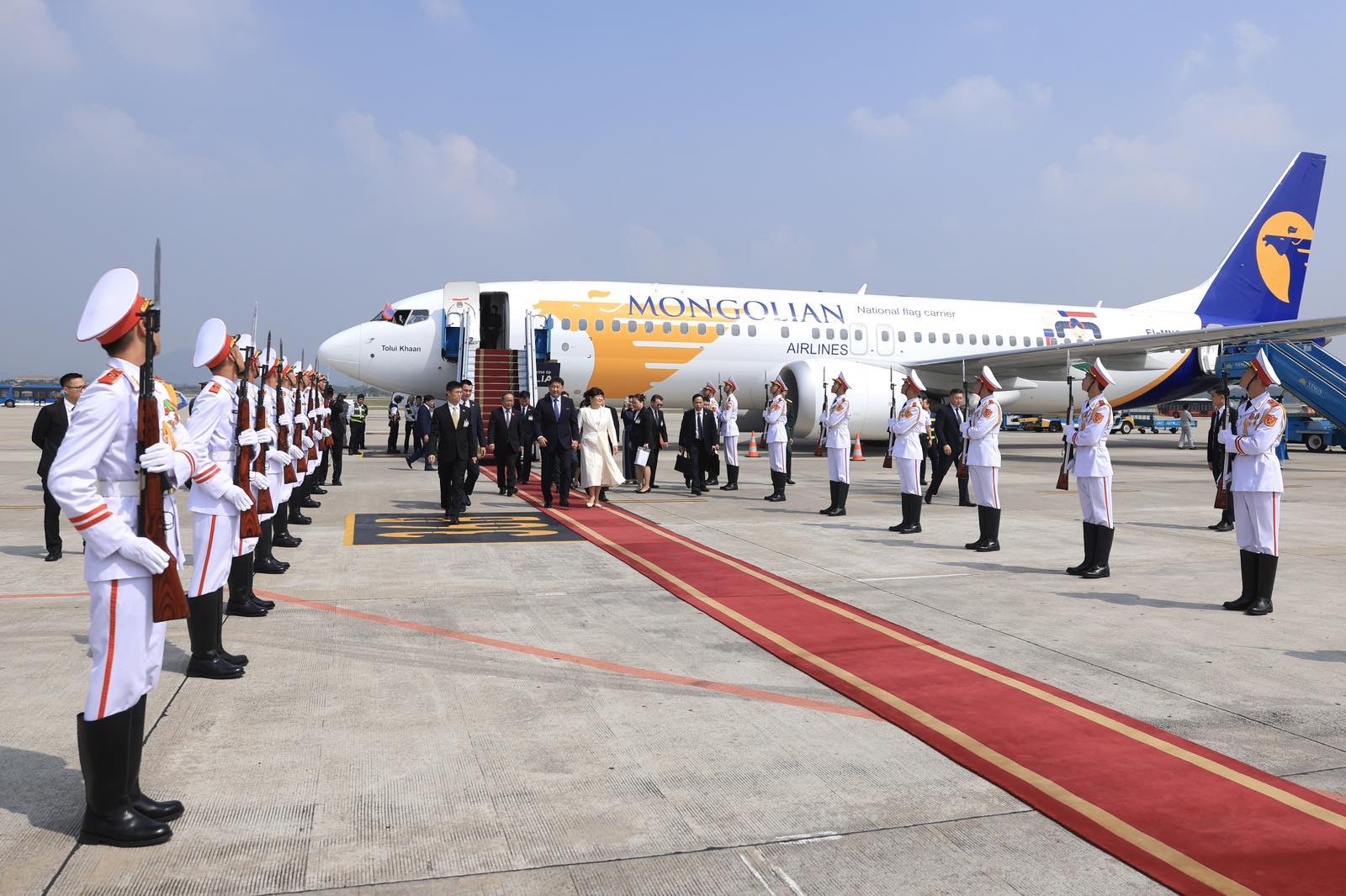 Монгол Улсын Ерөнхийлөгч У Хүрэлсүхийн Бүгд Найрамдах Социалист Вьетнам Улсад хийх төрийн