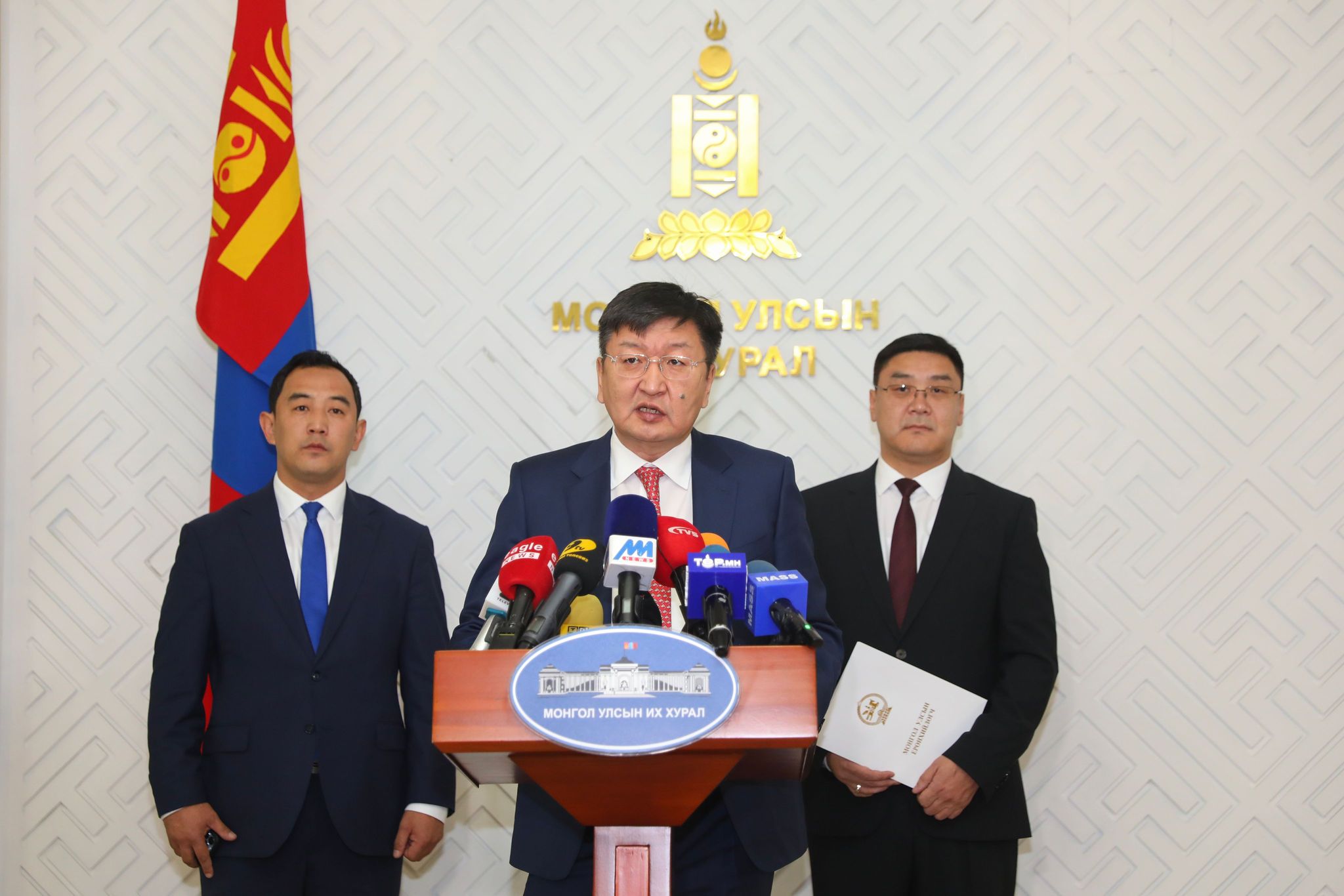 Амиа алдсан цэргийн алба хаагчийн гэр бүлд 80 мкв орон сууц бага