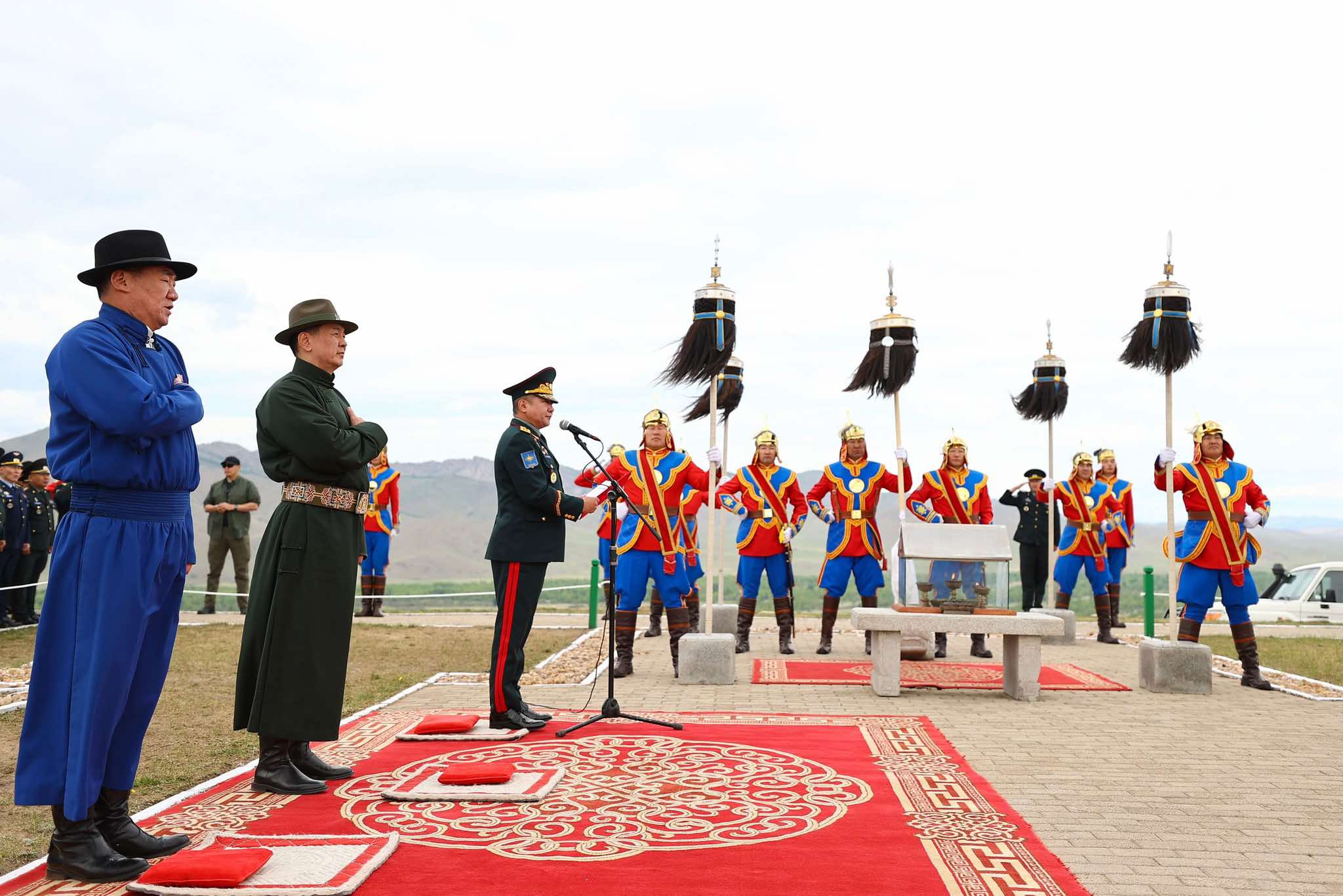 Бүх цэргийн Их хар сүлдийг цэнгүүлэх тайлгын ёслол боллоо